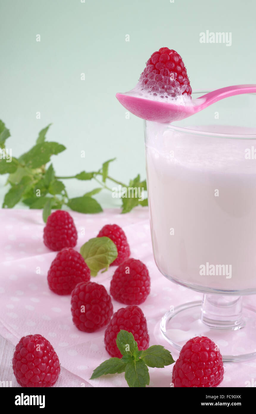 raspberry and milk Stock Photo - Alamy