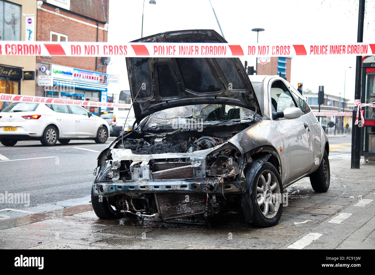 Smoke coming out of car engine hi-res stock photography and images - Alamy
