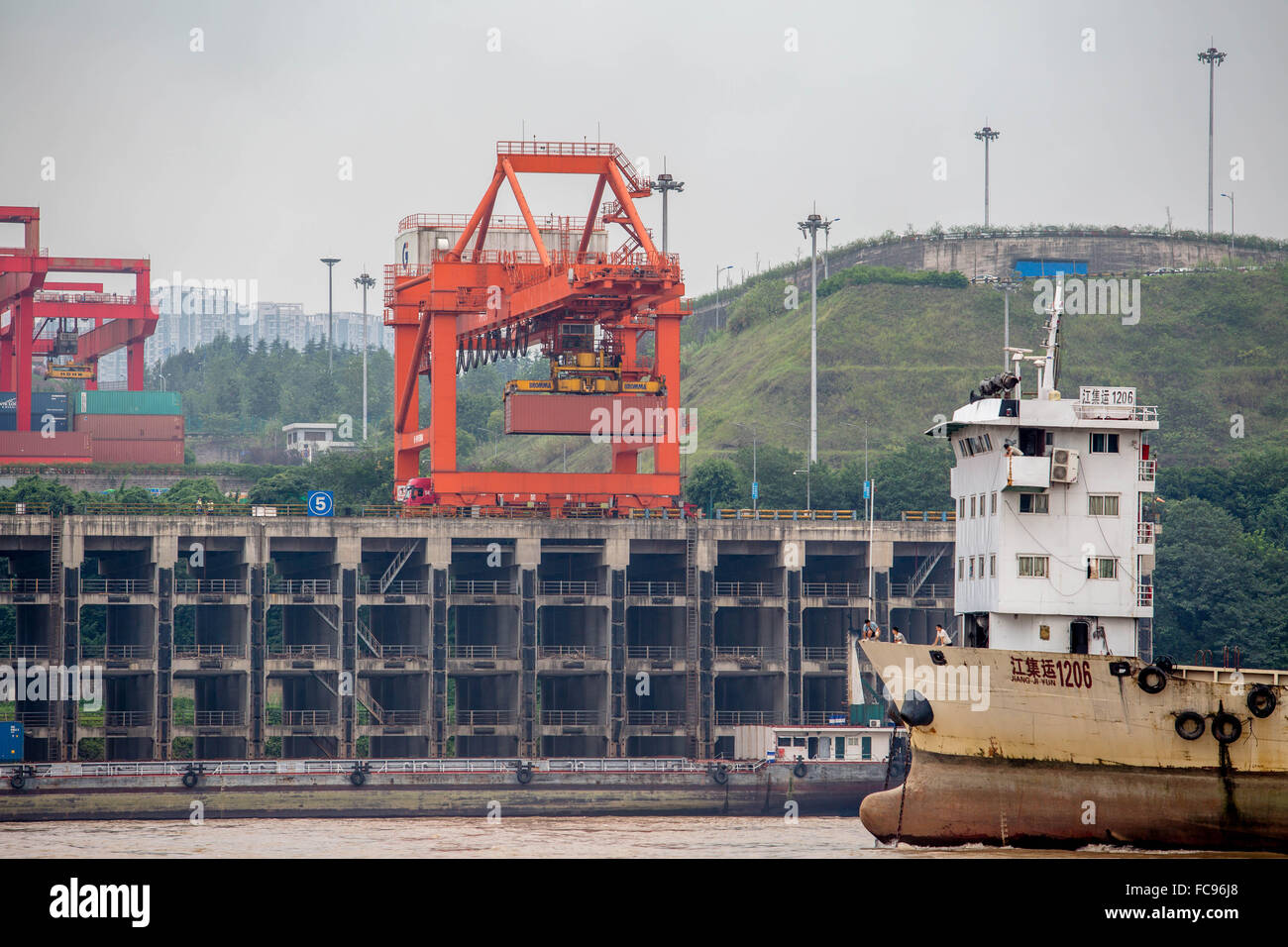container port on Yangtze river in Chongqing Stock Photo - Alamy