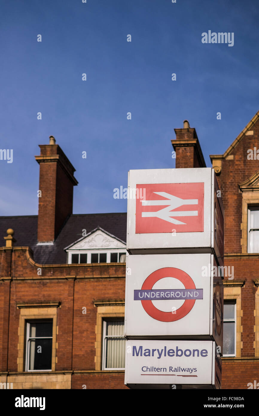 Marylebone station sign hi-res stock photography and images - Alamy