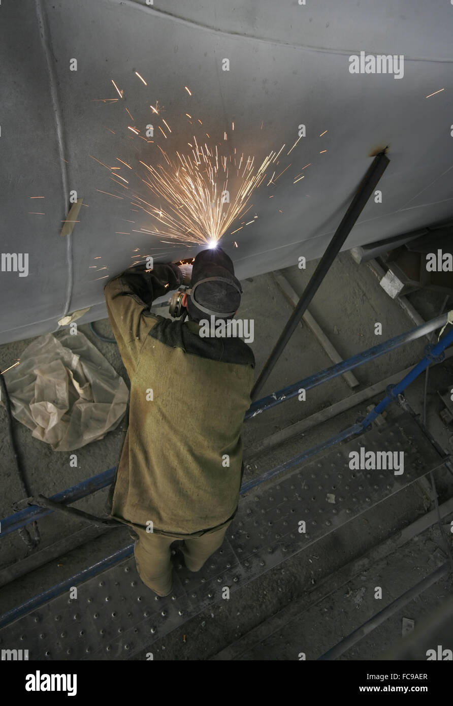 Welders hi-res stock photography and images - Alamy