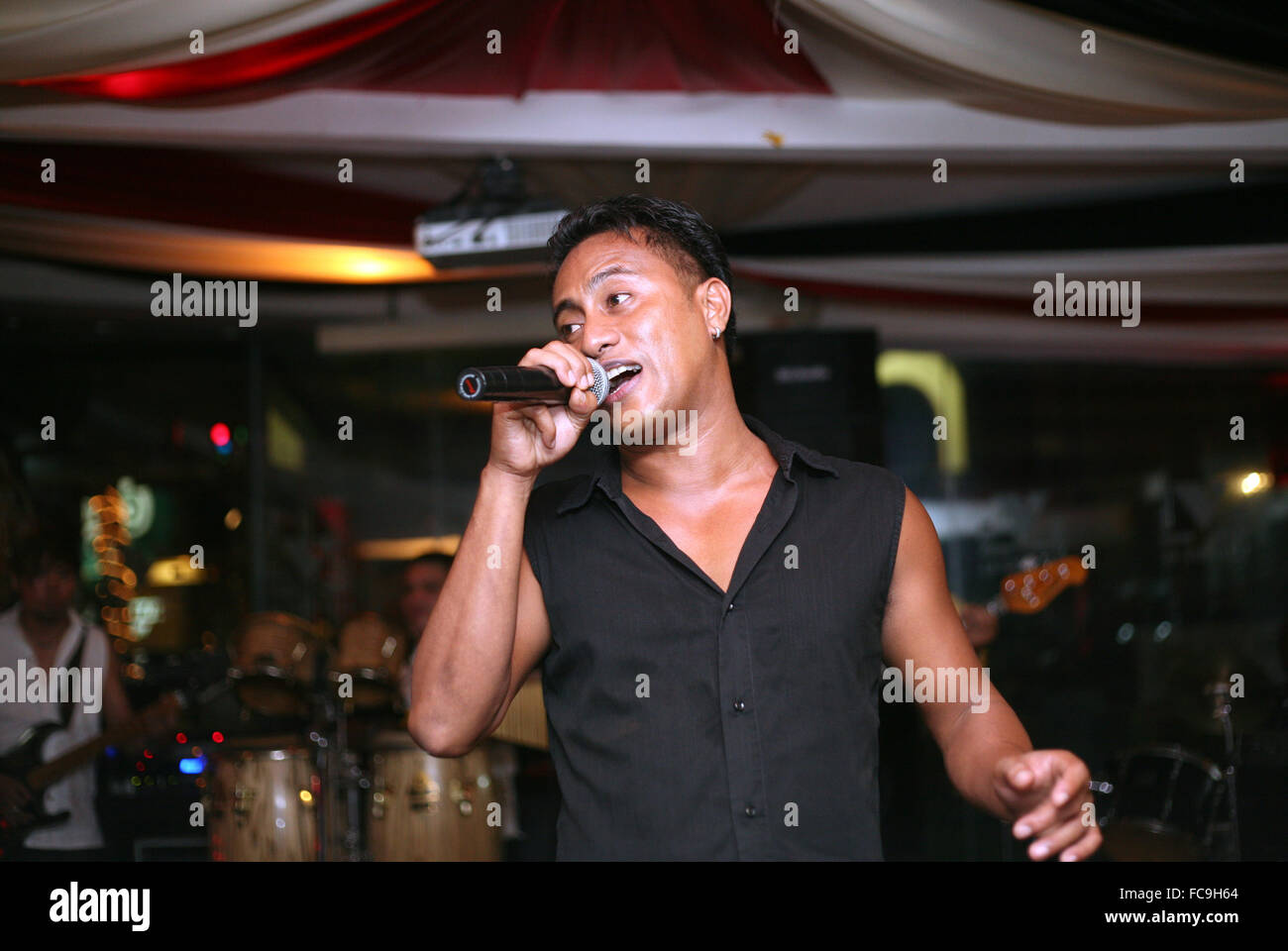 Samba singer hi-res stock photography and images - Alamy