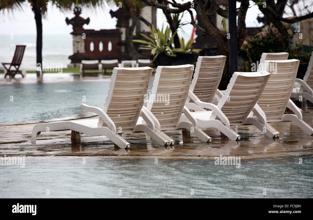 Swimming pool rain hi-res stock photography and images - Alamy