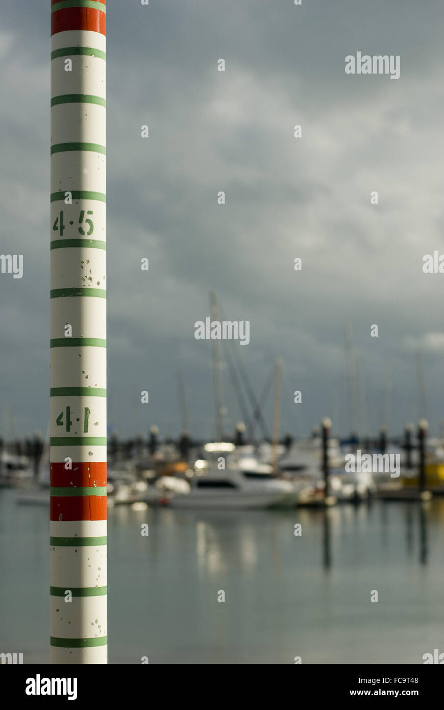 Tide gauge hi-res stock photography and images - Alamy