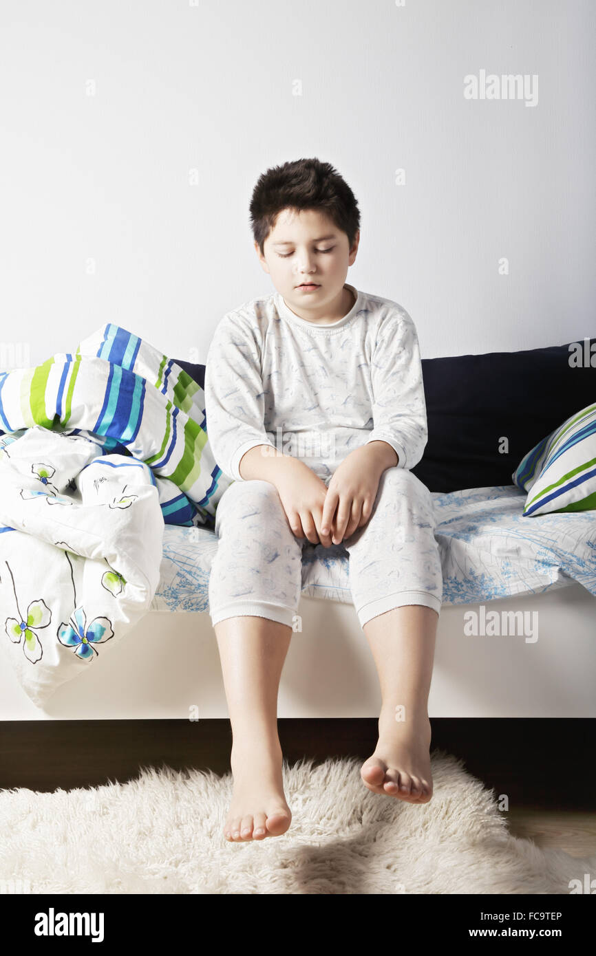 Sleepy boy hi-res stock photography and images - Alamy
