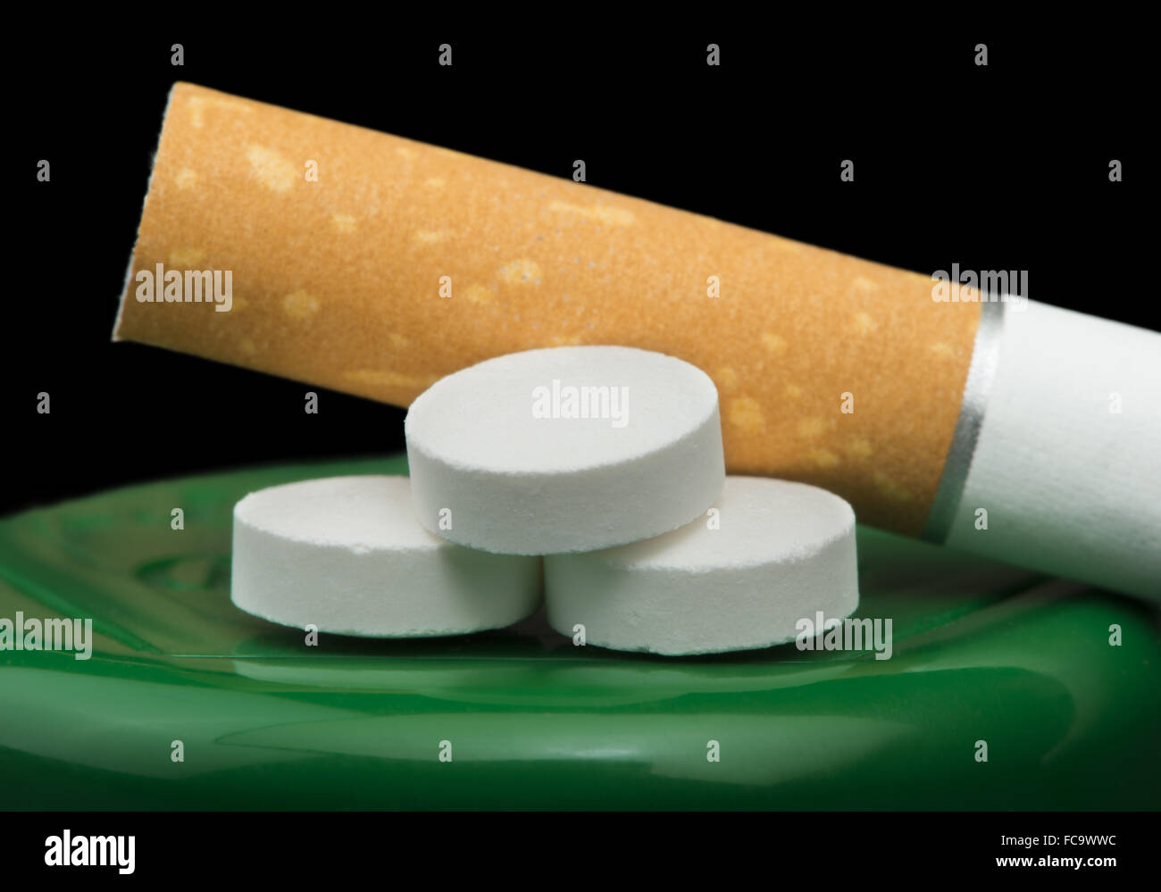 Pills and cigarette hi-res stock photography and images - Alamy