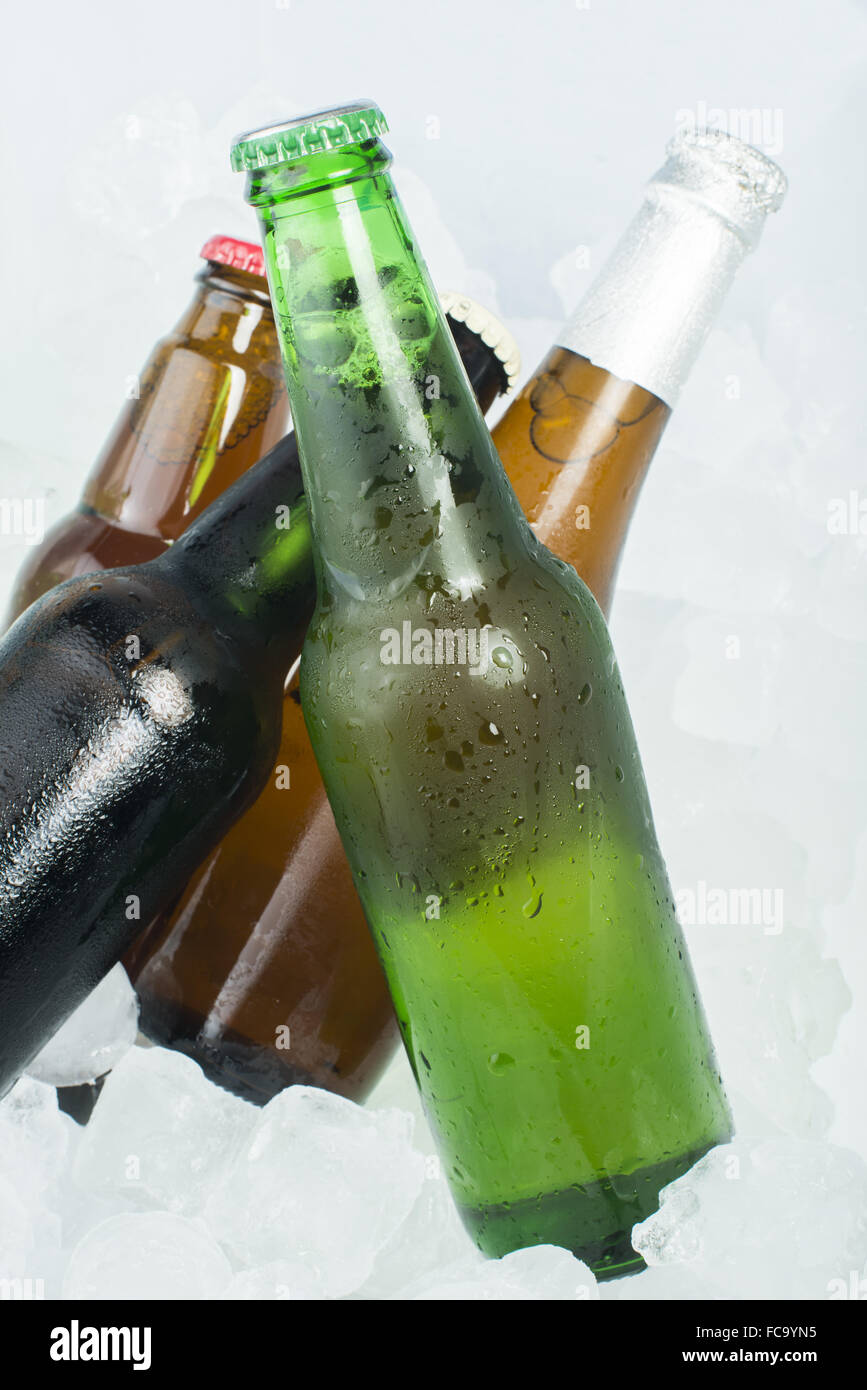 Green Bottle of beer Stock Photo - Alamy