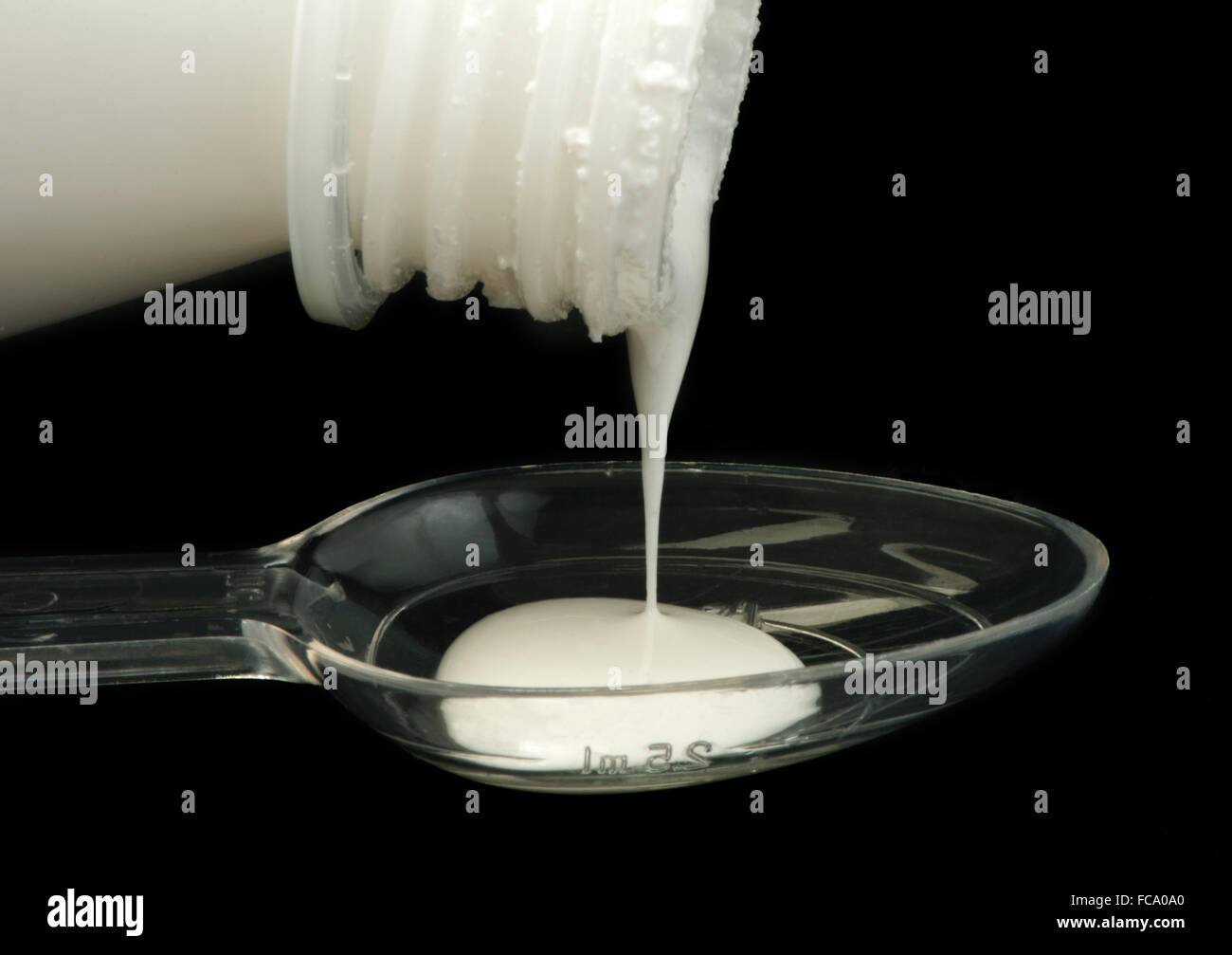 Phial antibiotic hi-res stock photography and images - Alamy