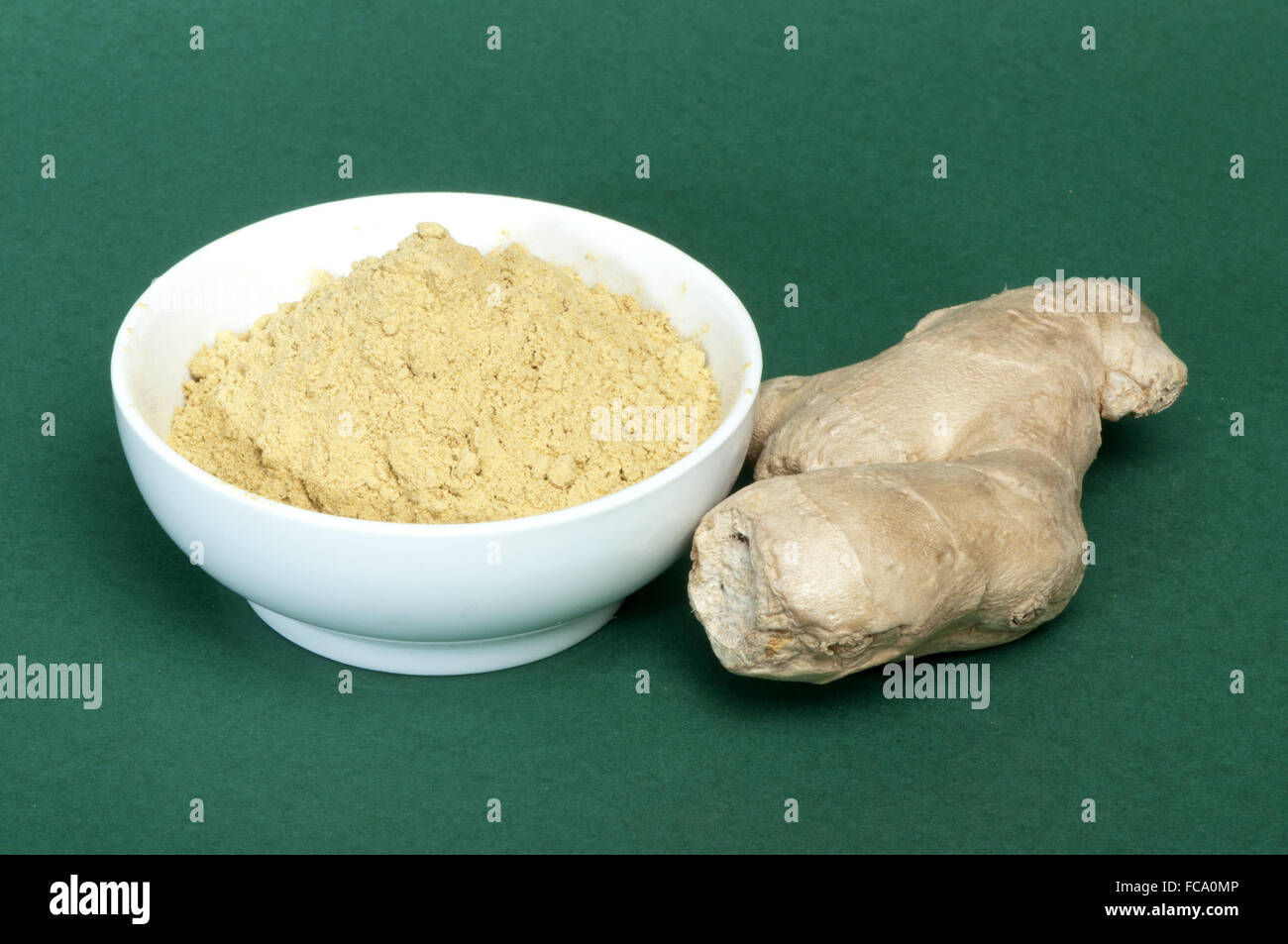Piece ginger root whole hi-res stock photography and images - Alamy