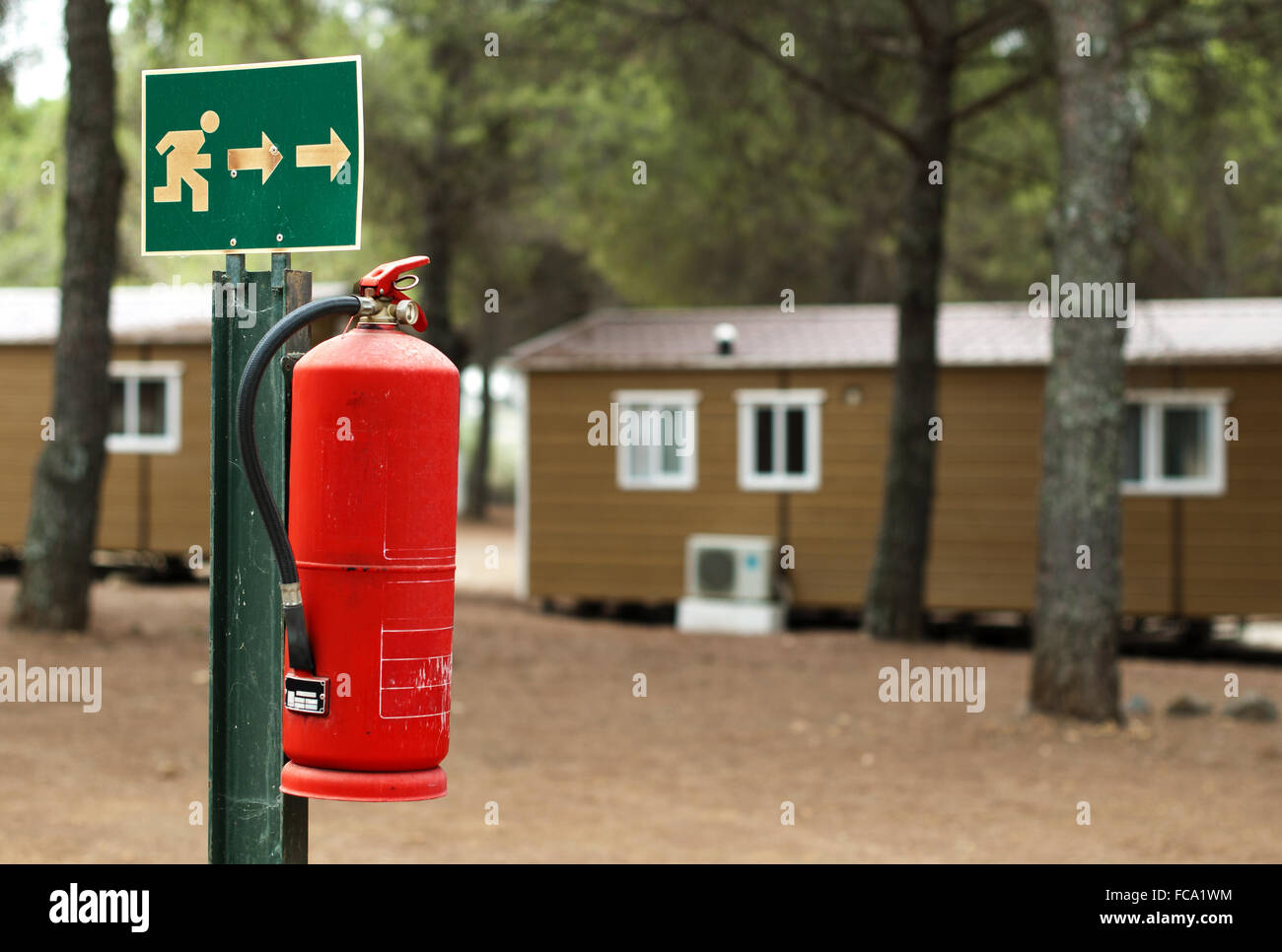 Fire mobile homes hi-res stock photography and images - Alamy