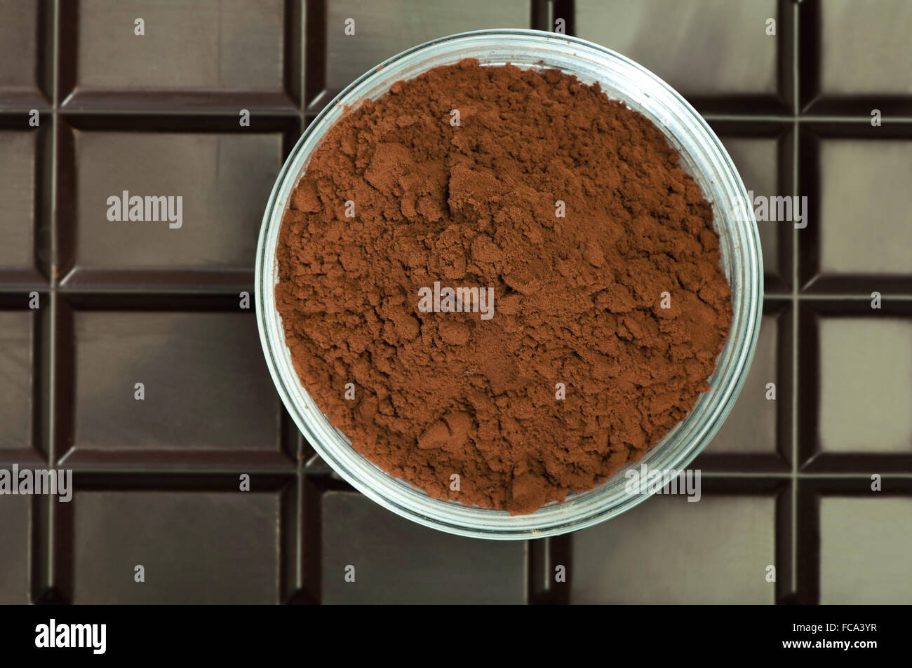 Cocoa beans and cocoa powder Stock Photo - Alamy