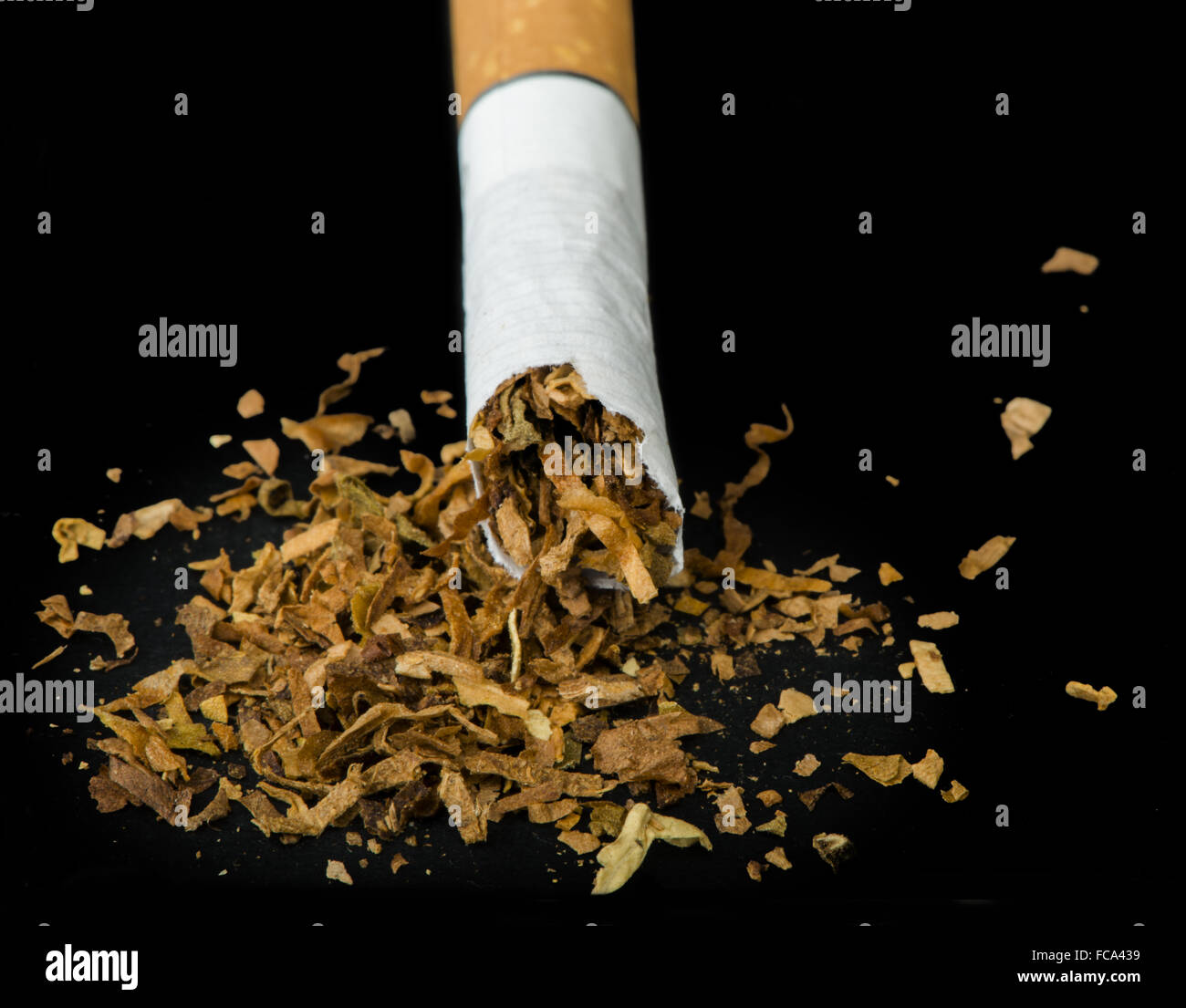 Crumpled cigarette hi-res stock photography and images - Alamy