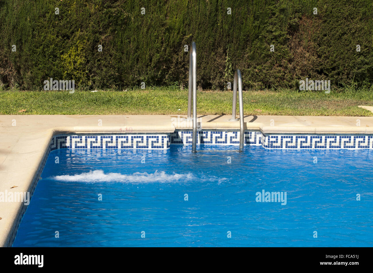 Swimming pool pillar hi-res stock photography and images - Alamy