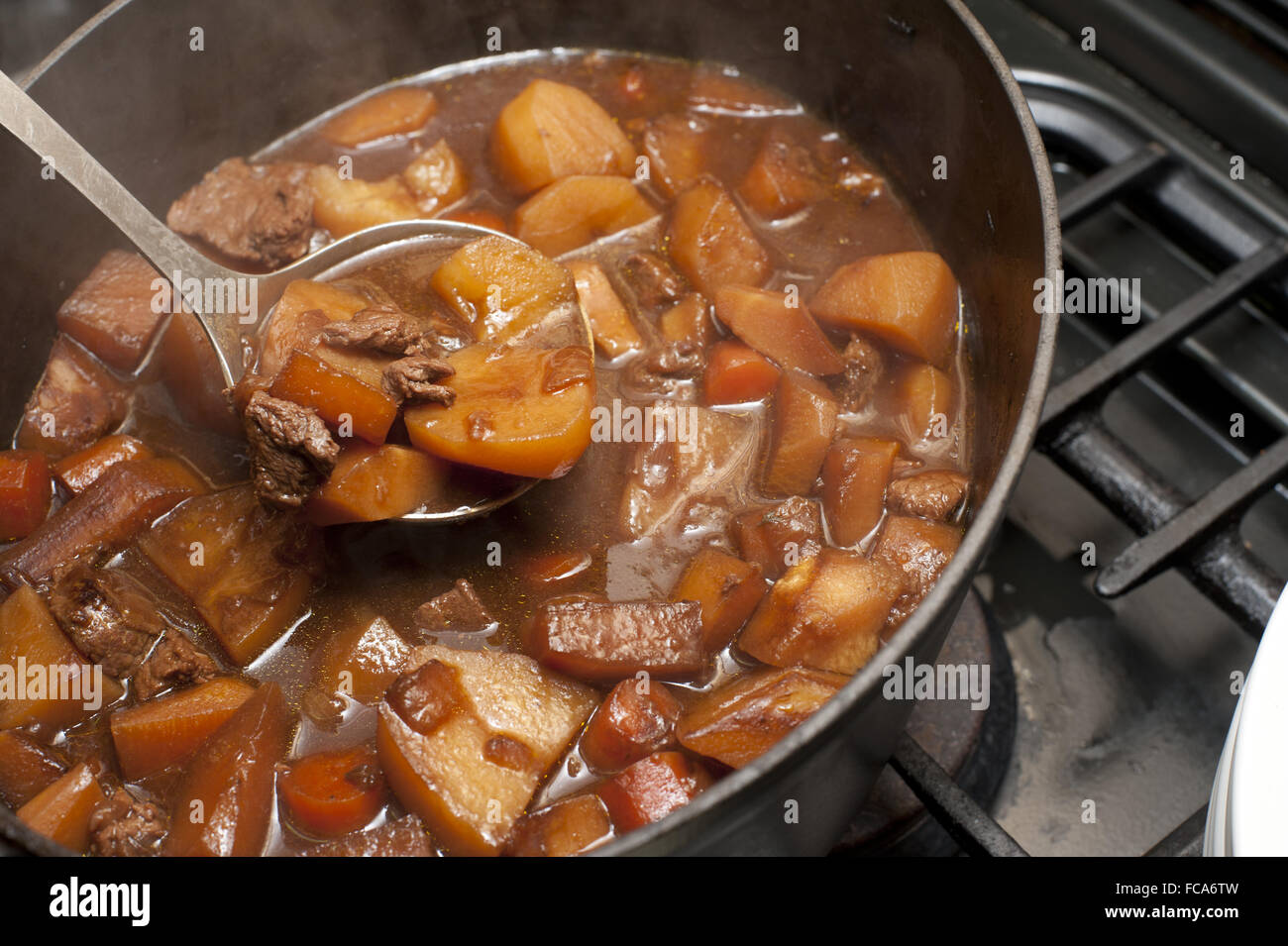 Beef cooking hi-res stock photography and images - Alamy