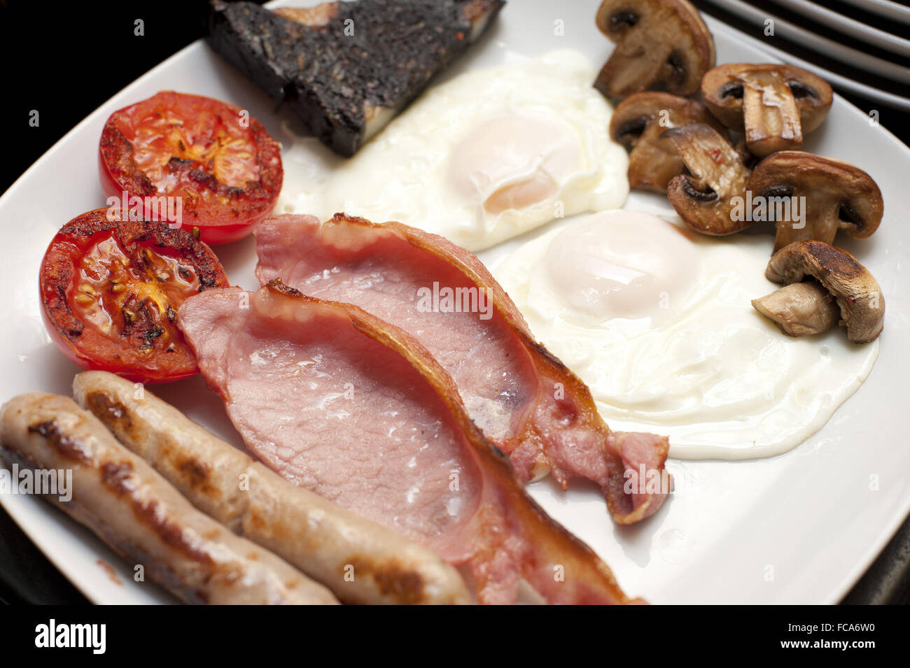 Full english breakfast plate hi-res stock photography and images - Alamy