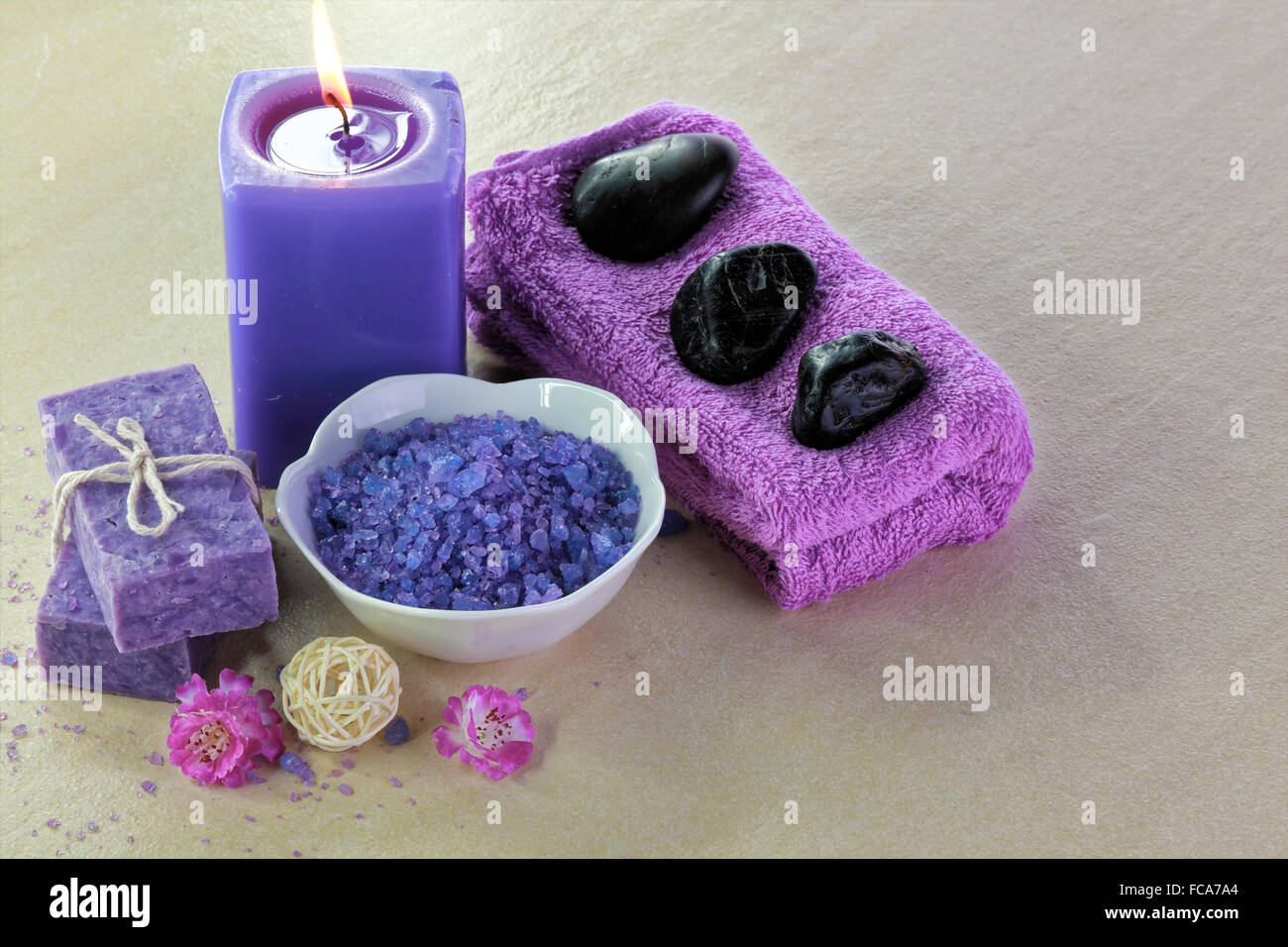Purple theme hi-res stock photography and images - Alamy