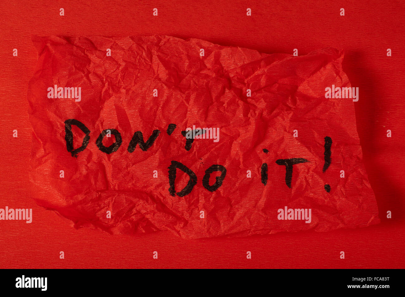Text do not do it Stock Photo - Alamy