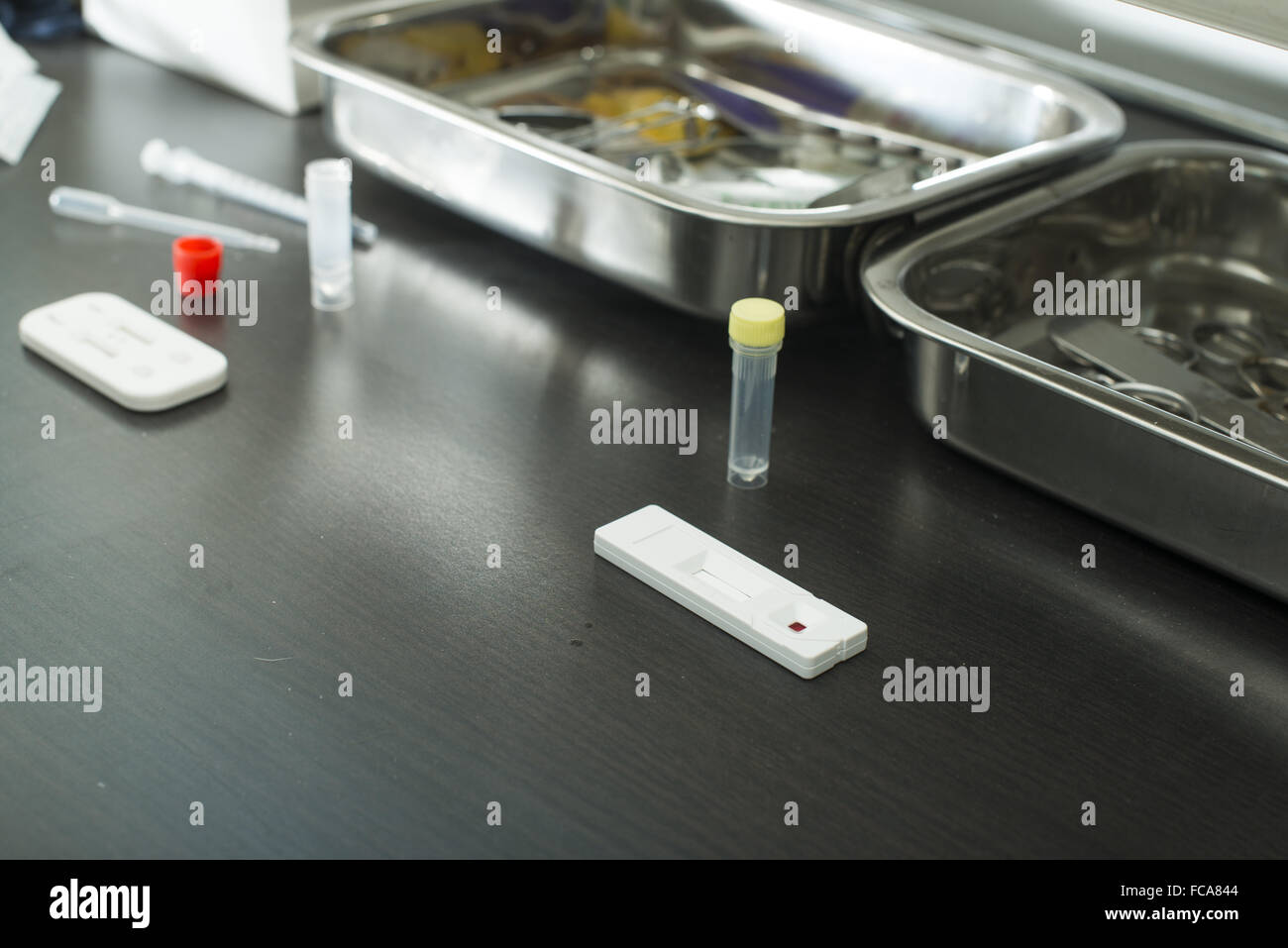 Veterinary test hi-res stock photography and images - Alamy