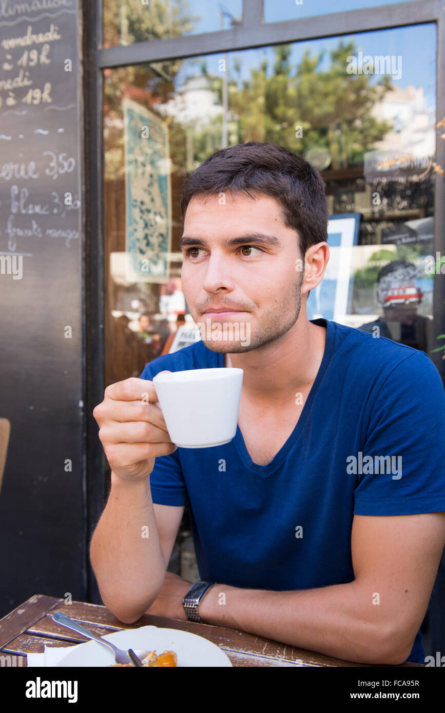 Man cafe hi-res stock photography and images - Alamy