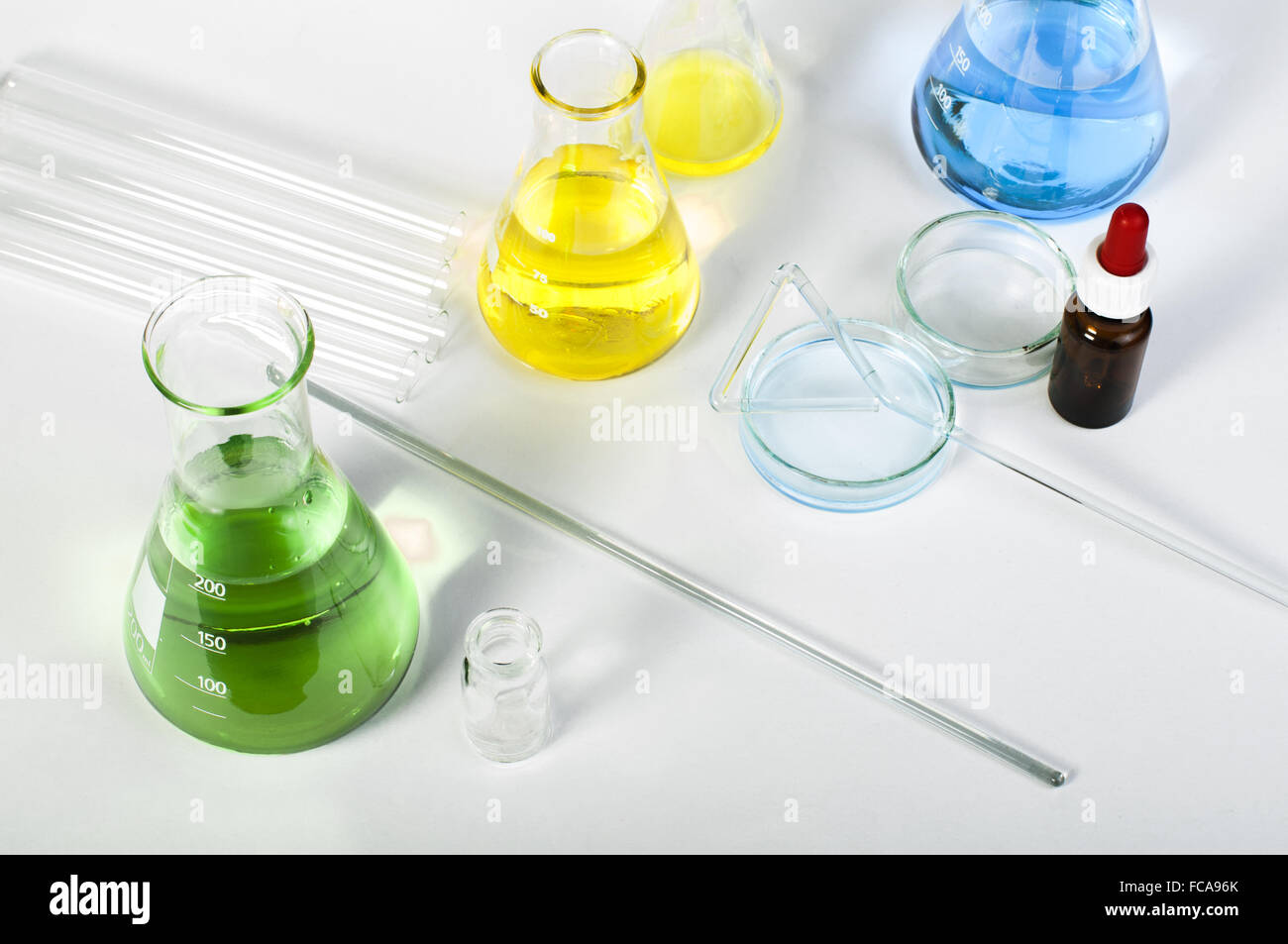 Laboratory glassware equipment Stock Photo - Alamy