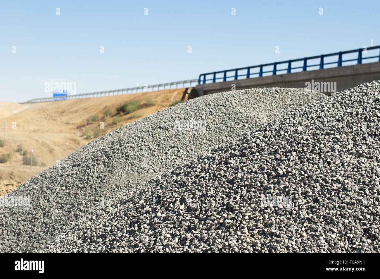 Asphalt and asphalting the road Stock Photo - Alamy