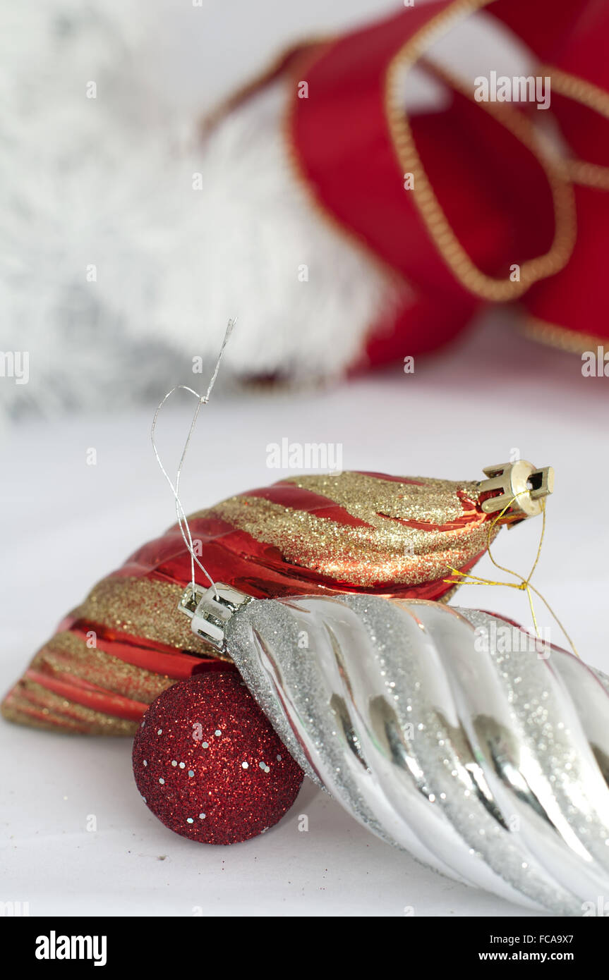 Christmas motifs with balls and chains Stock Photo - Alamy