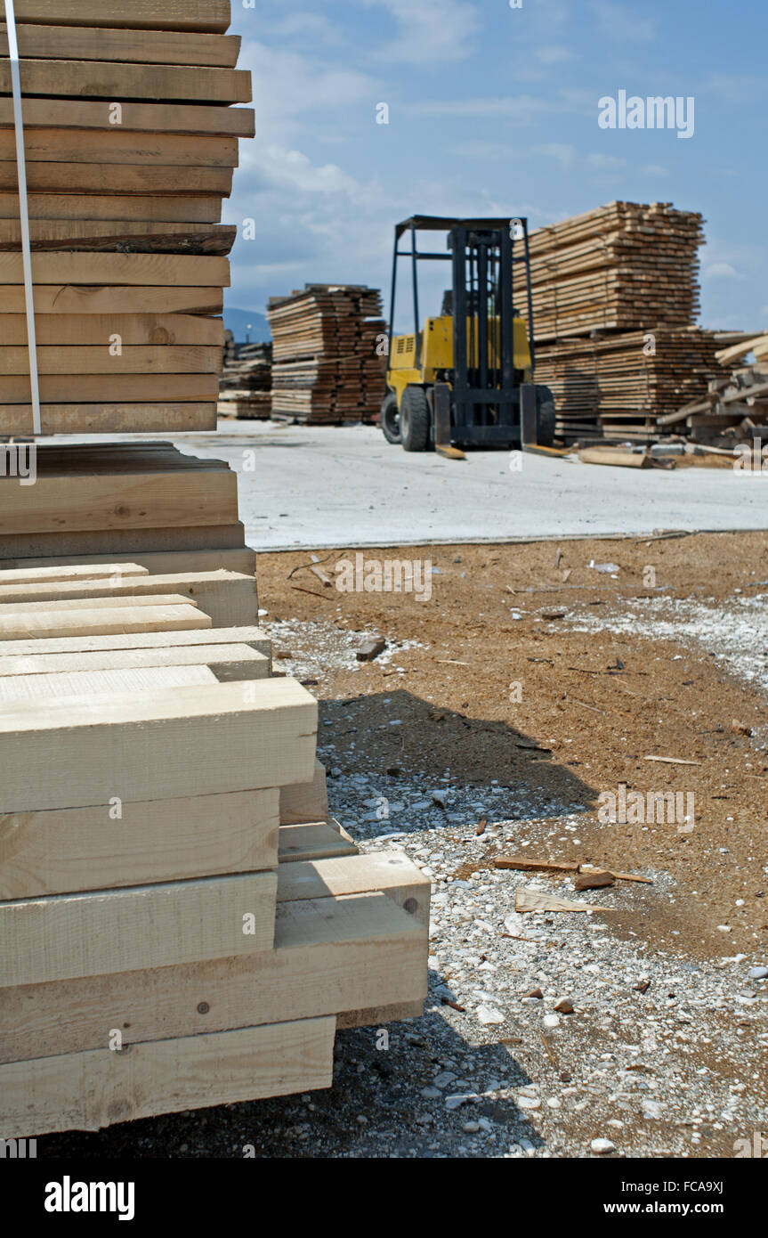 Vintage lumber factory hi-res stock photography and images - Alamy