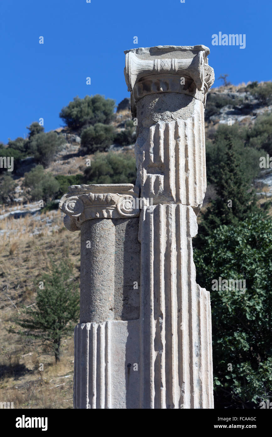 Columns efes hi-res stock photography and images - Alamy