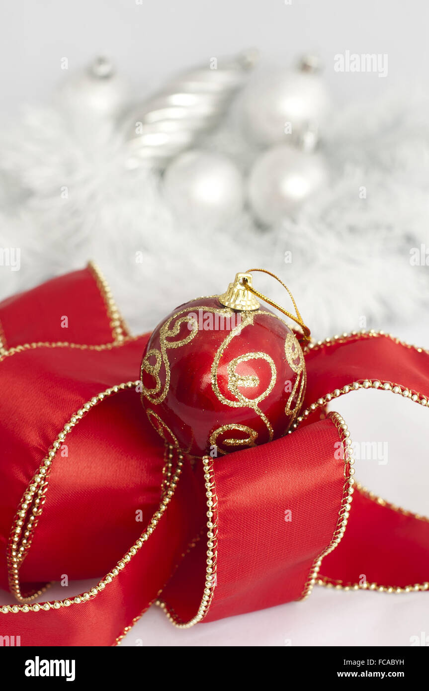 Christmas motifs with balls and chains Stock Photo - Alamy