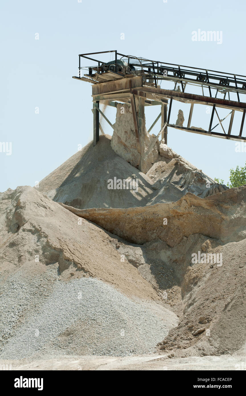 Stone quarry of limestone Stock Photo - Alamy