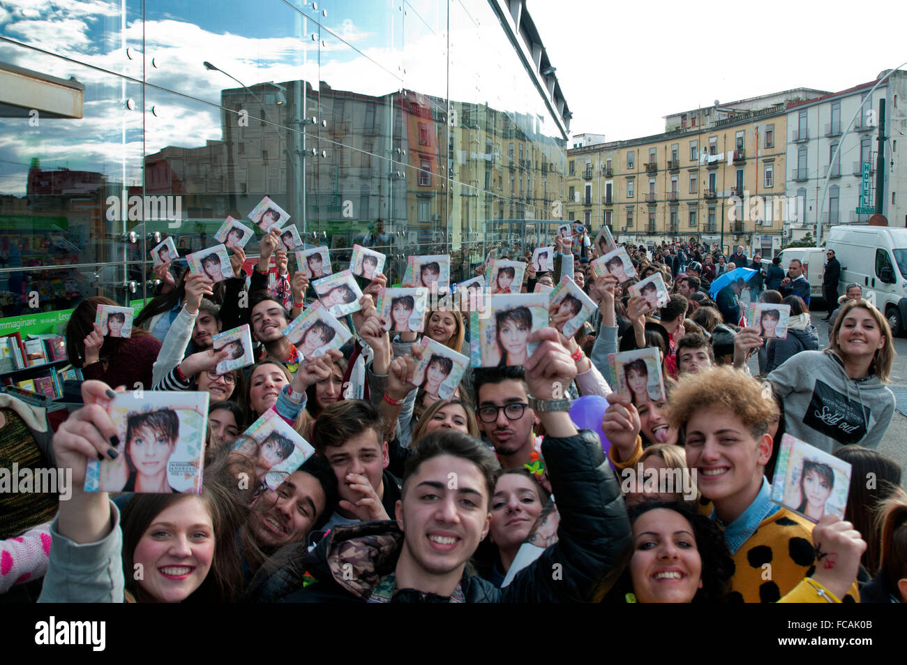 Alessandra Amoroso's fans raising their album copy of her. The great ...
