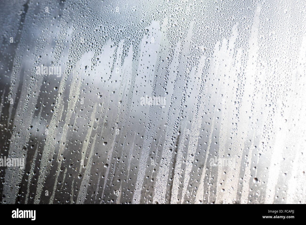 Wet and wintry hi-res stock photography and images - Alamy