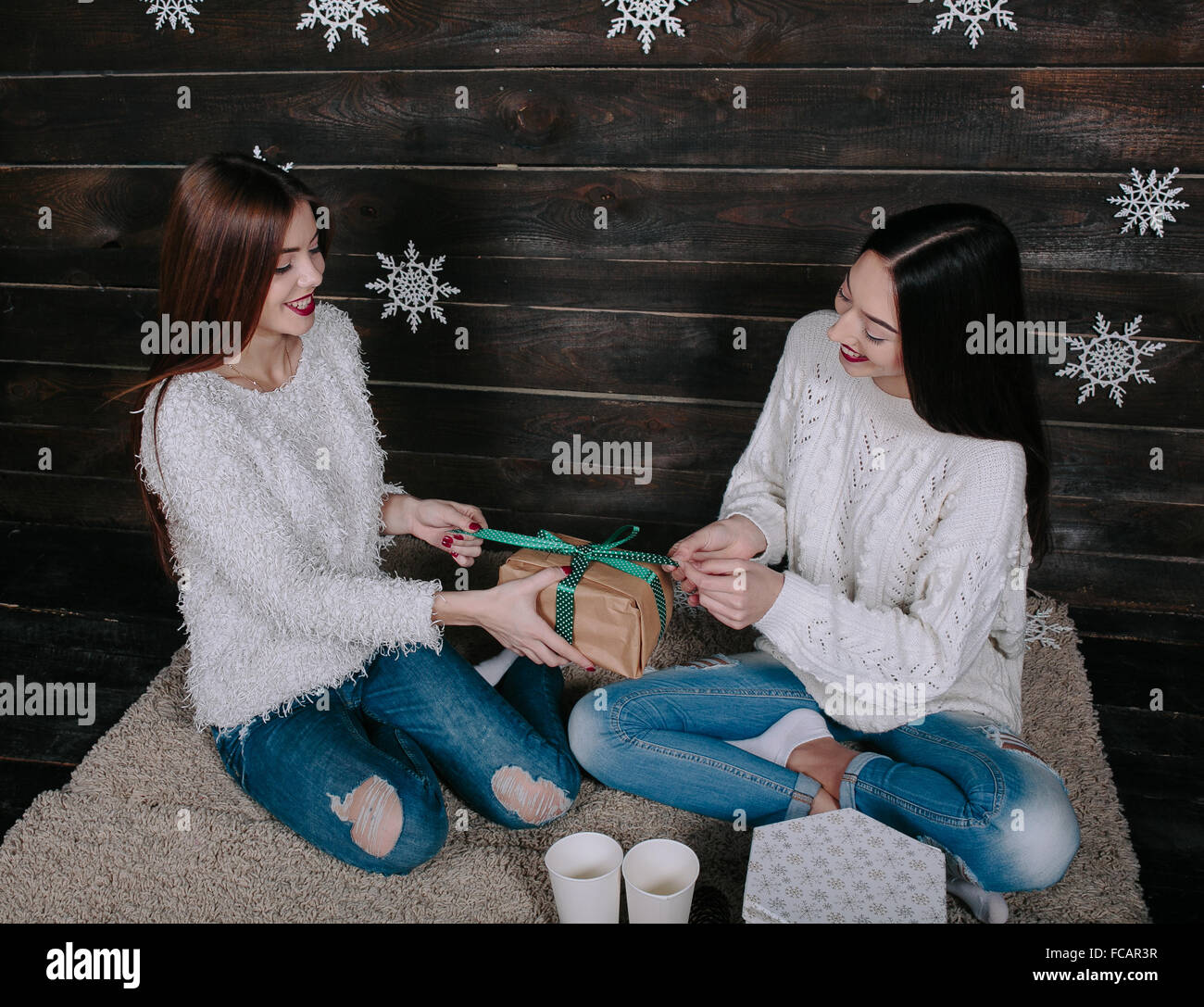 Unpacked present hi-res stock photography and images - Alamy