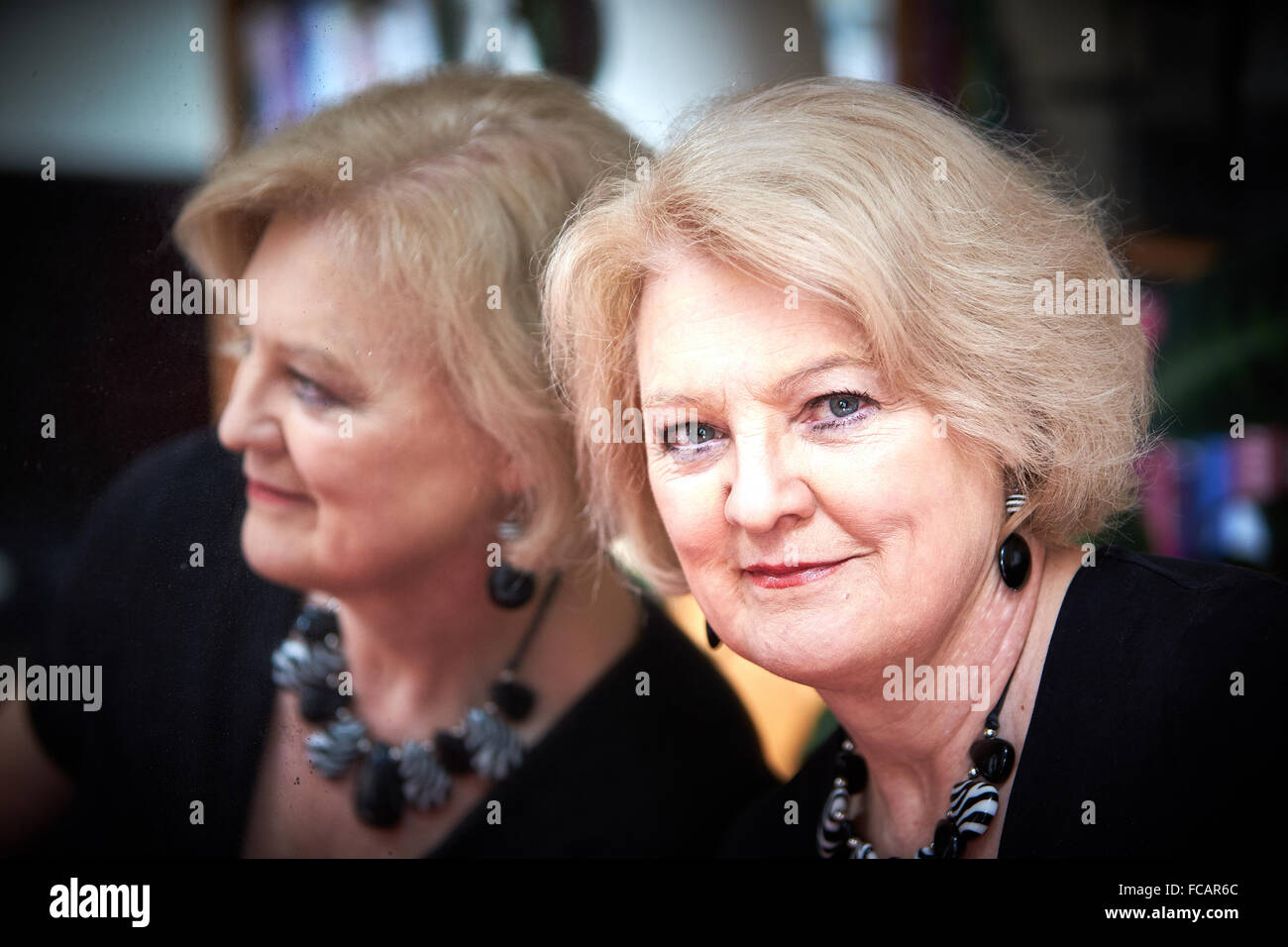 Author Elizabeth Edmondson pictured at her home in Oxford Stock Photo ...