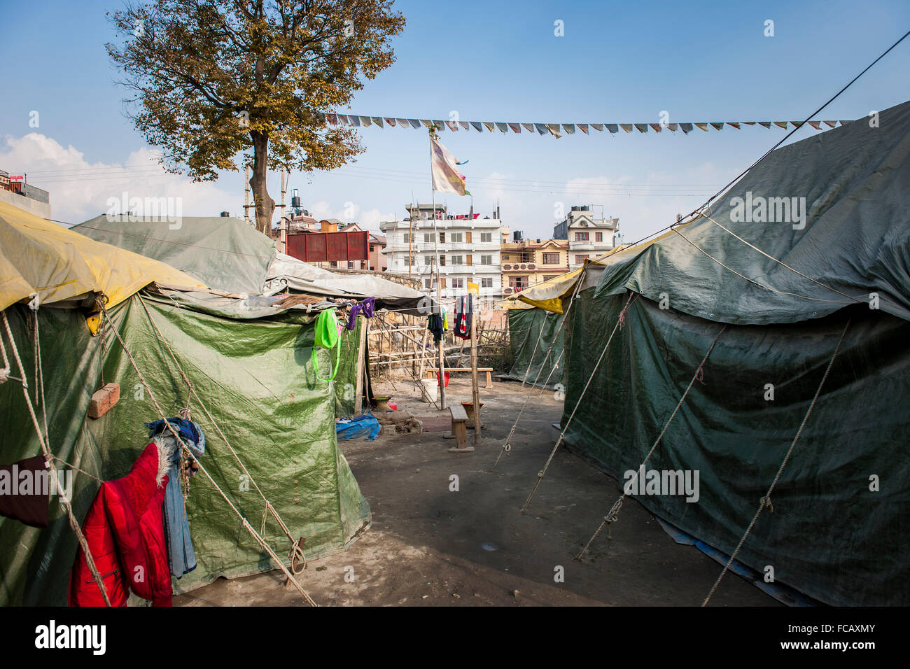 Nepal, Bouddhnath, one year after the earthquake, refugee camp Stock ...