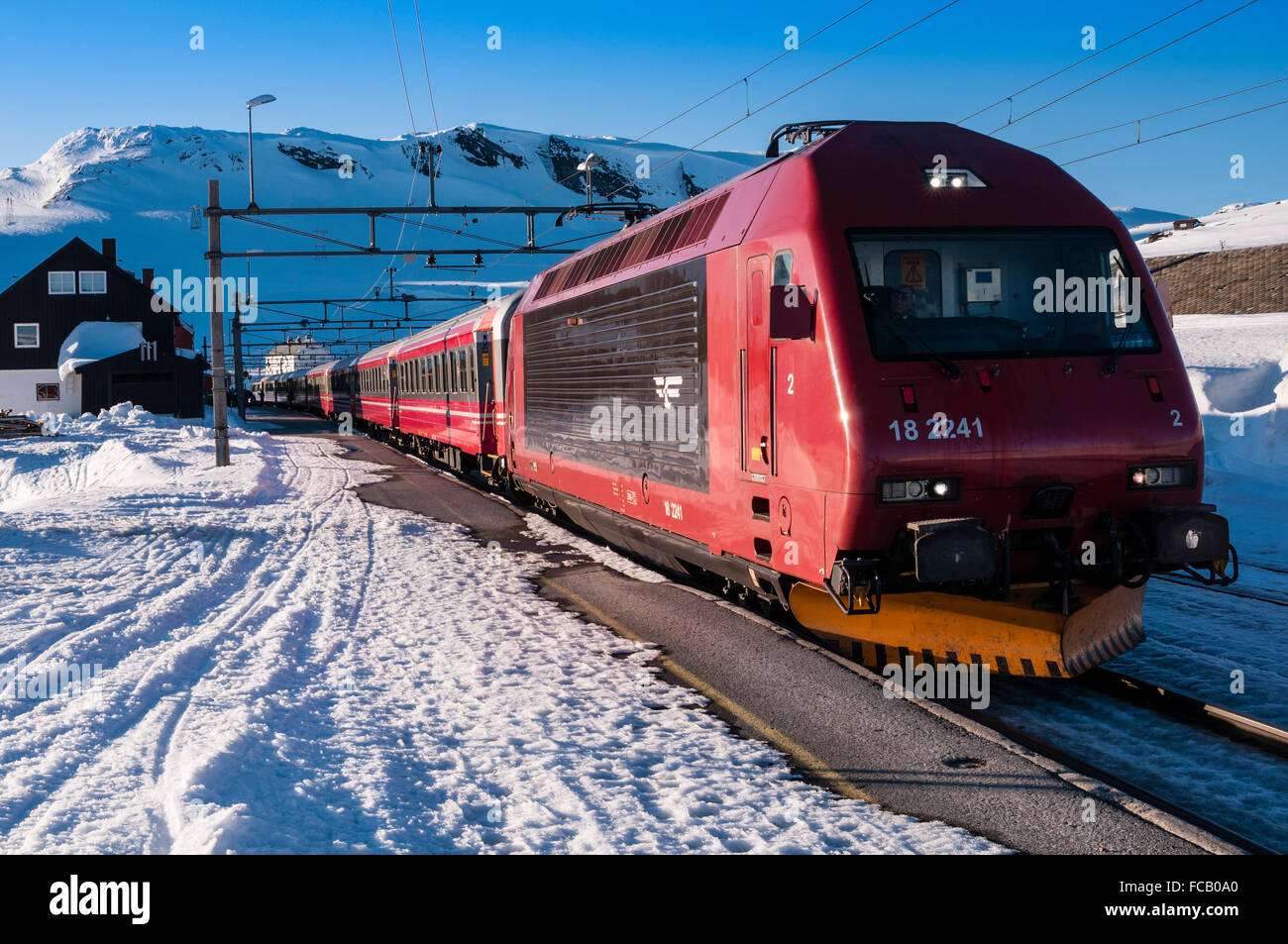 Finse railway station norway hi-res stock photography and images - Alamy