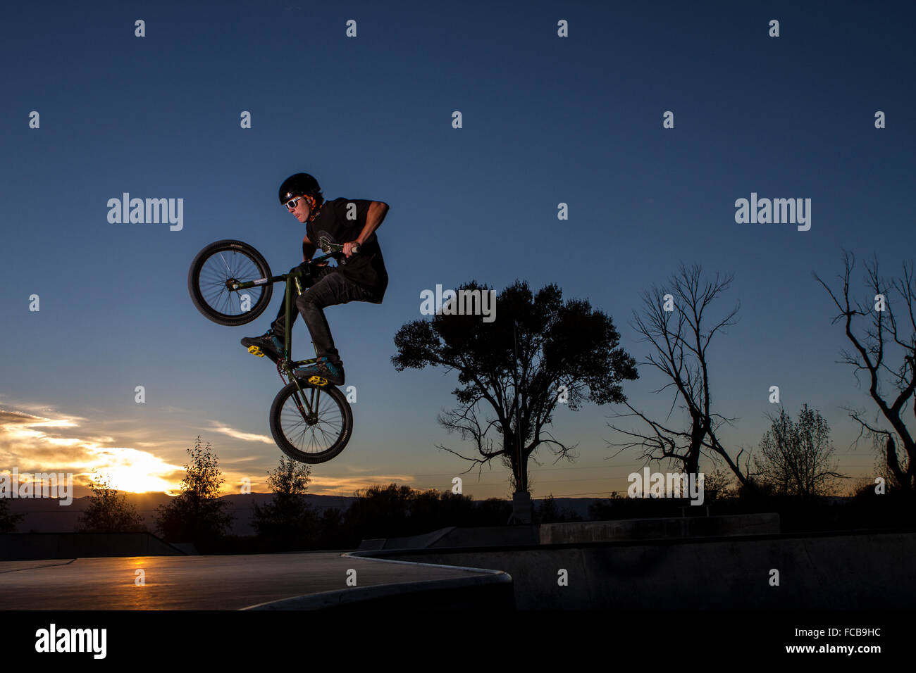 Bmx sunset helmet hi-res stock photography and images - Alamy