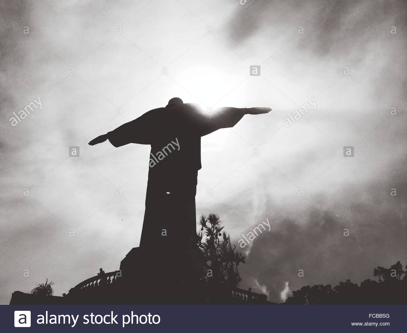 Silhouette Of Christ The Redeemer Stock Photos & Silhouette Of Christ ...