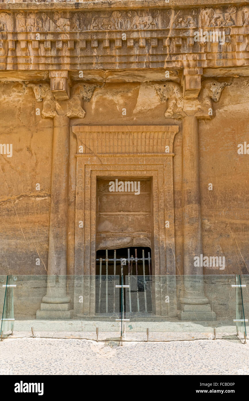 Faravahar symbol hi-res stock photography and images - Alamy