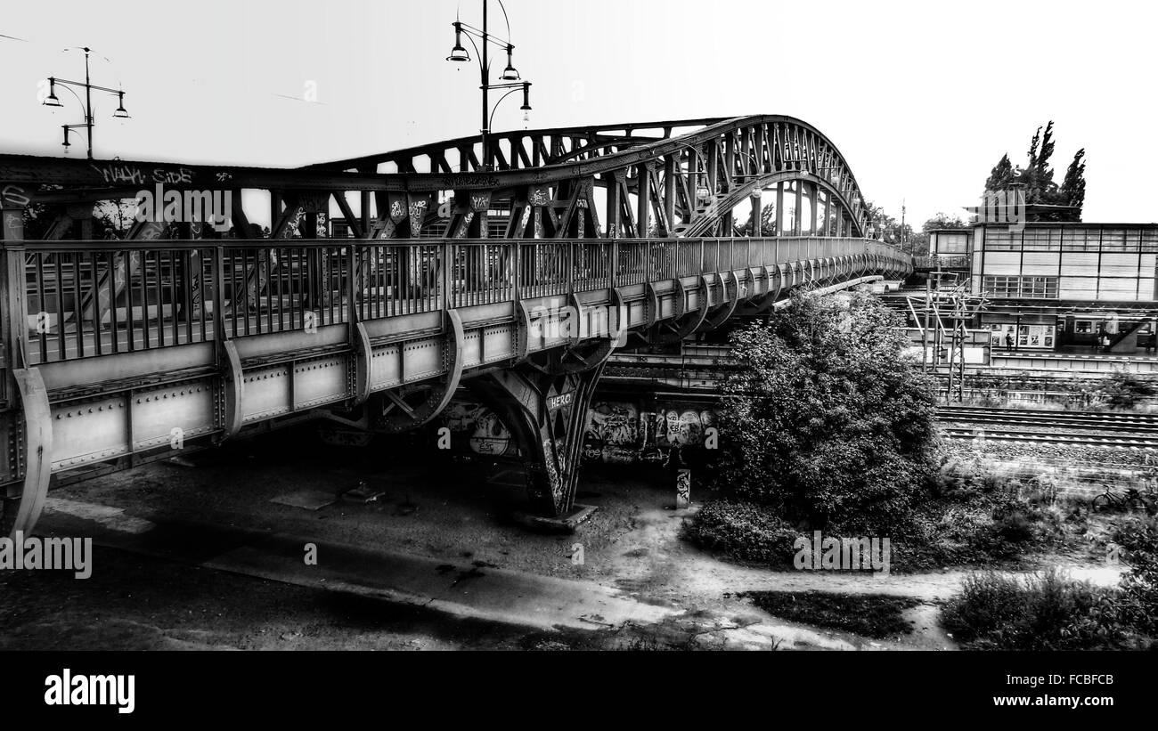 Over railway hi-res stock photography and images - Alamy
