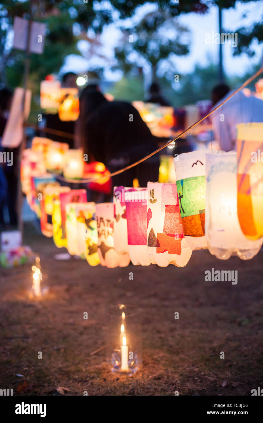 String of paper lanterns hi-res stock photography and images - Alamy
