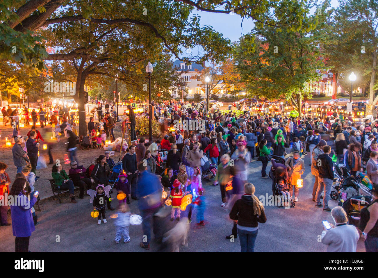 Parade color hi-res stock photography and images - Alamy