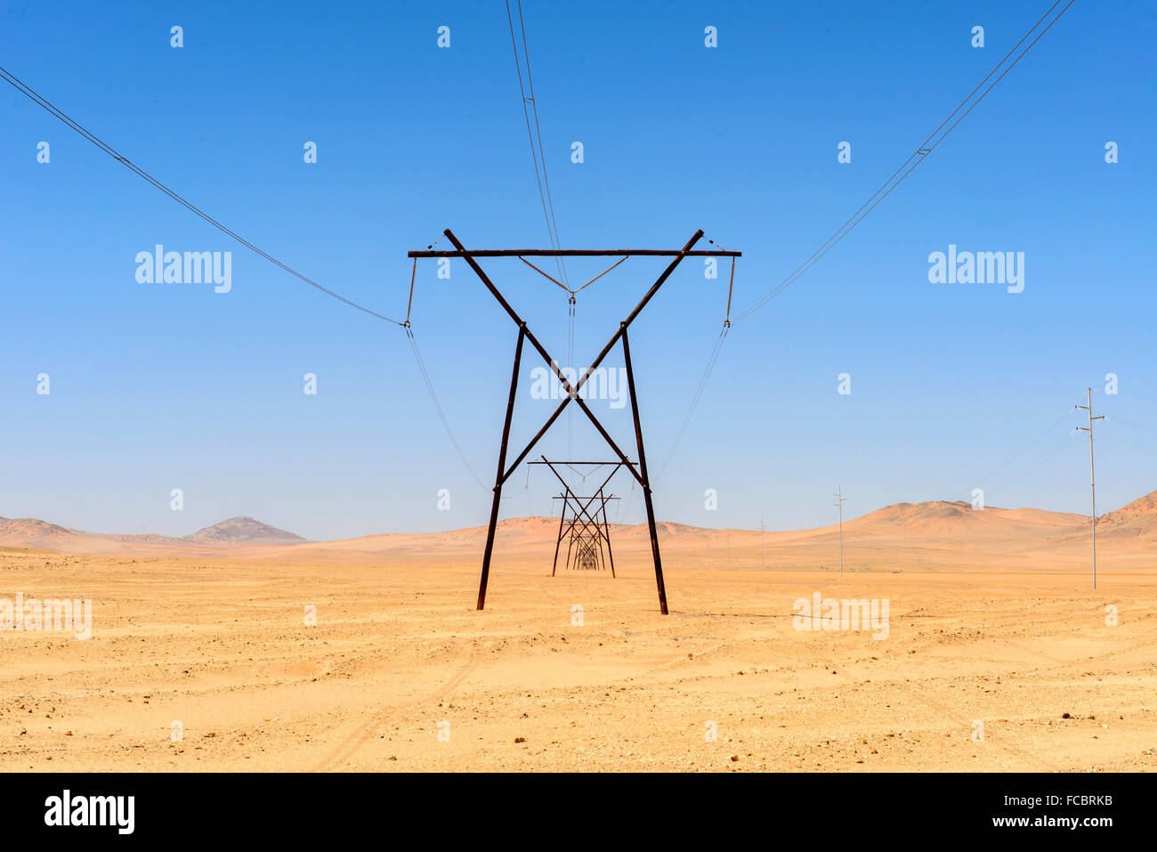 Electricity pylons in desert hi-res stock photography and images - Alamy