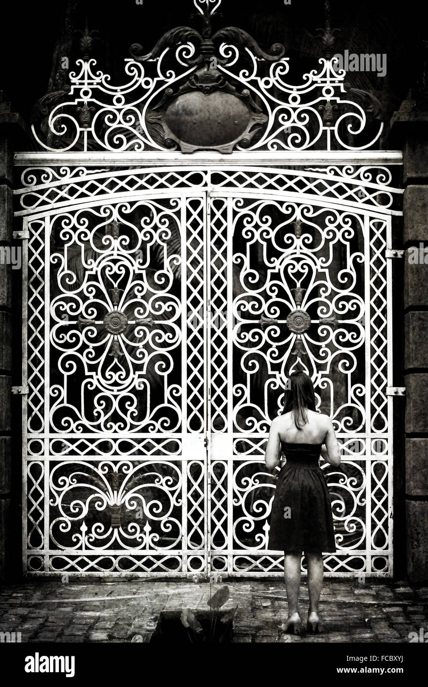 White Gates High Resolution Stock Photography and Images - Alamy