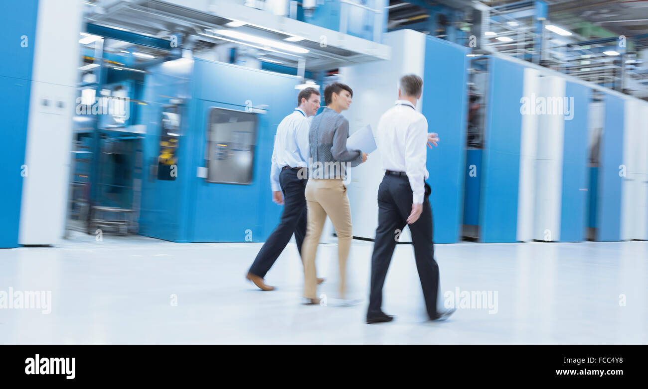 Walking worker hi-res stock photography and images - Alamy