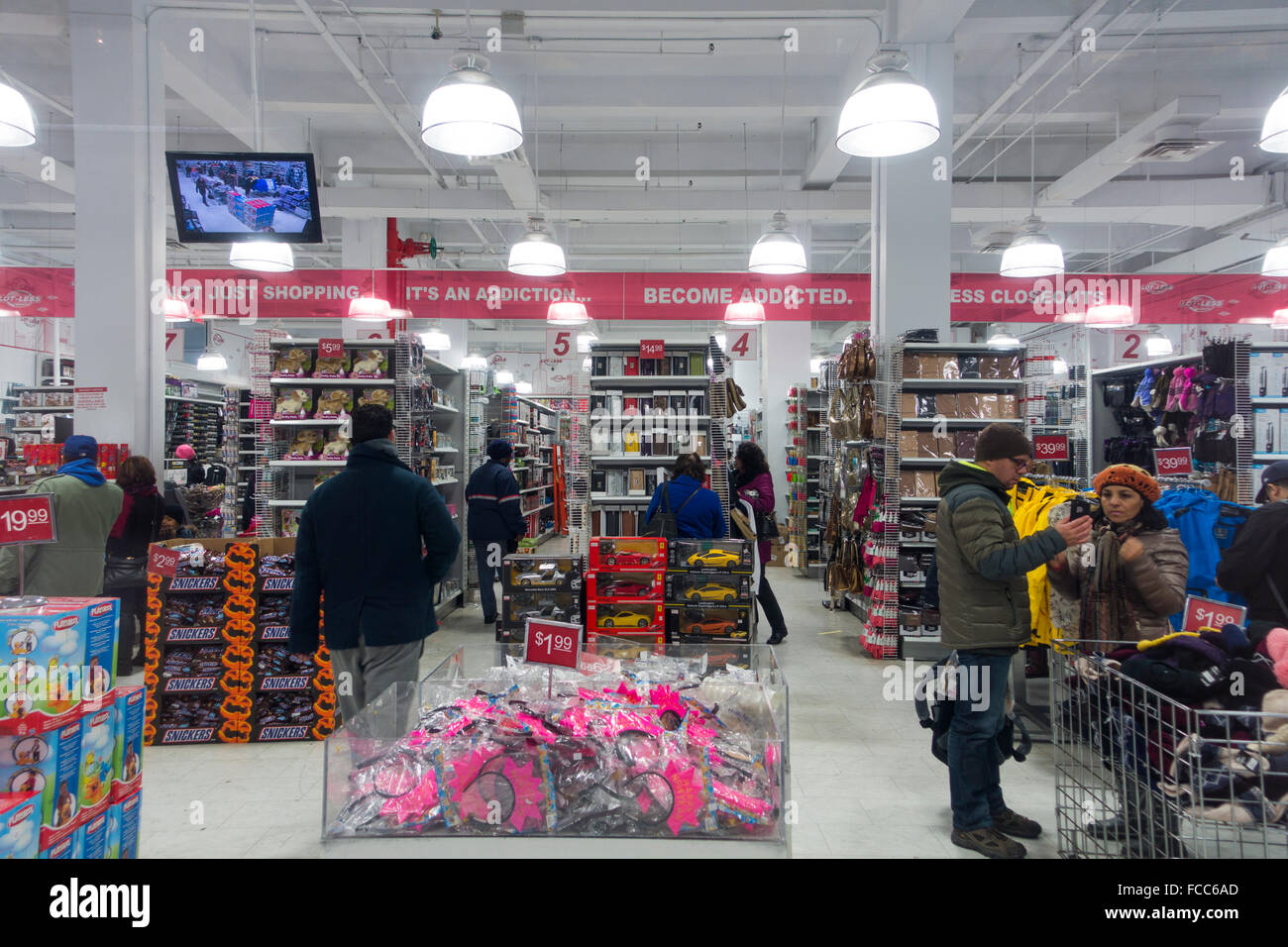 Toy store employee hi-res stock photography and images - Alamy