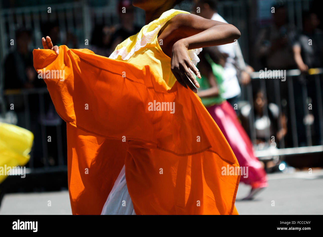 Mid dance hi-res stock photography and images - Alamy