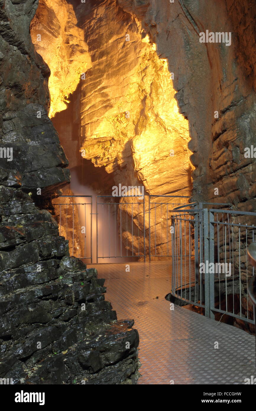 Corridor cave hi-res stock photography and images - Alamy