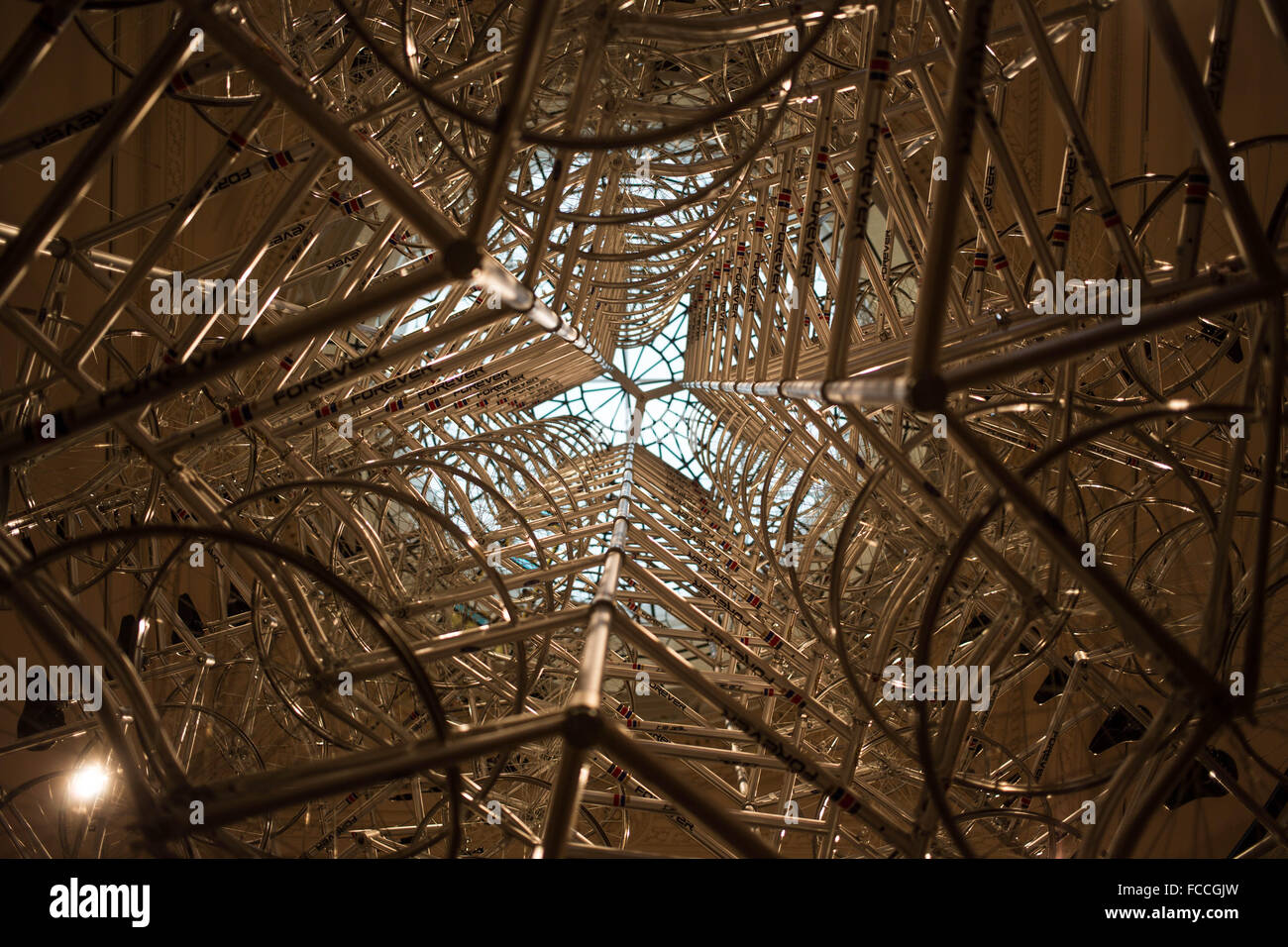 Upward structure hi-res stock photography and images - Alamy