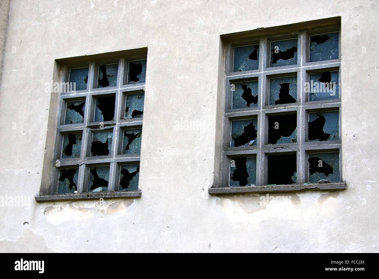 Abandoned Building With Broken Windows Stock Photo - Alamy